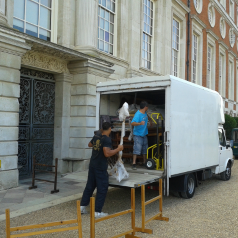 Man and Van in Watford, WD25 | George Gregoriou